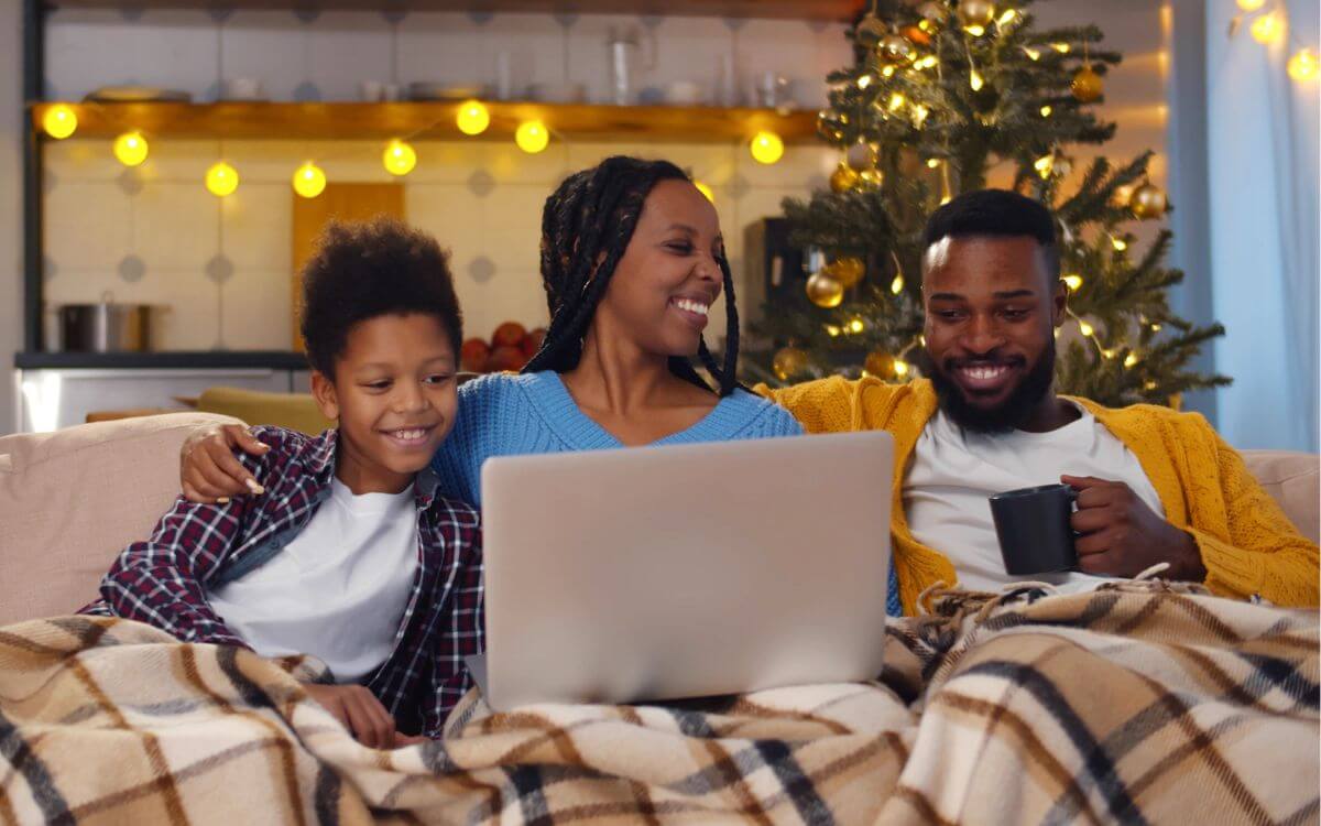 Best Internet Deals for December 2025 | Holiday Savings & Promotions ...